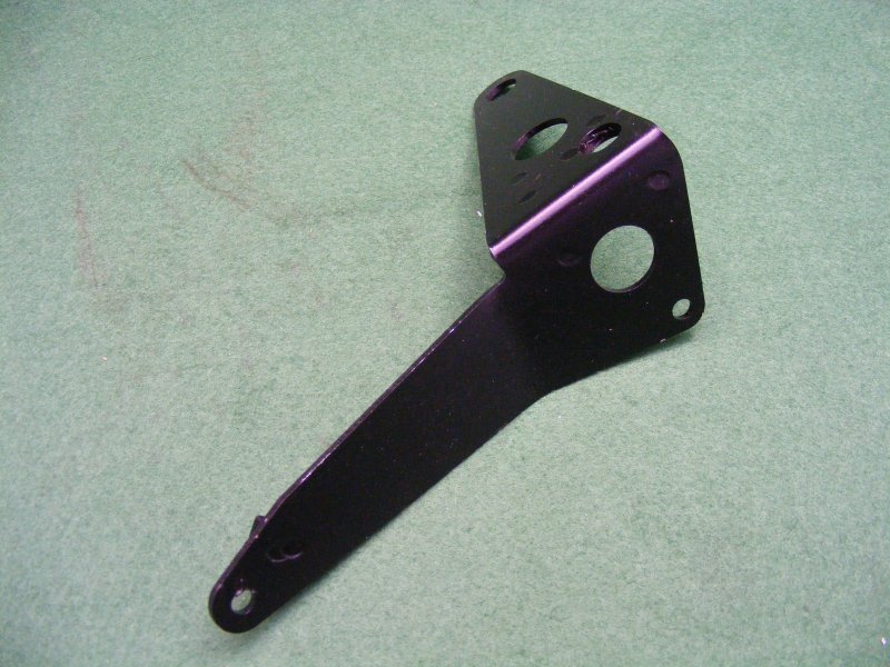 AHH5310 Throttle + Choke Bracket